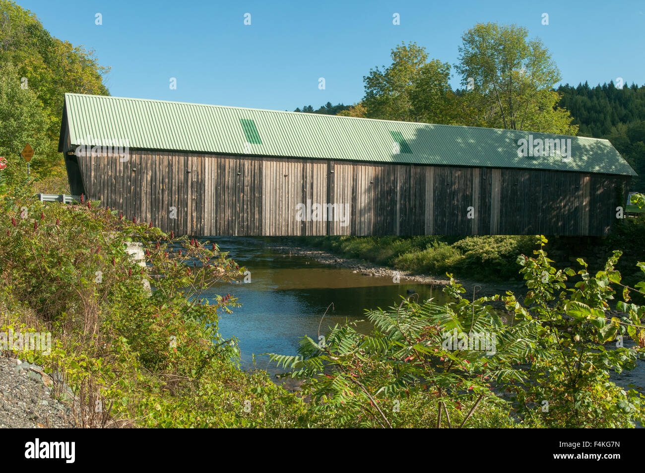 Lincoln Covered Bridge, Vermont, USA Stock Photo - Alamy