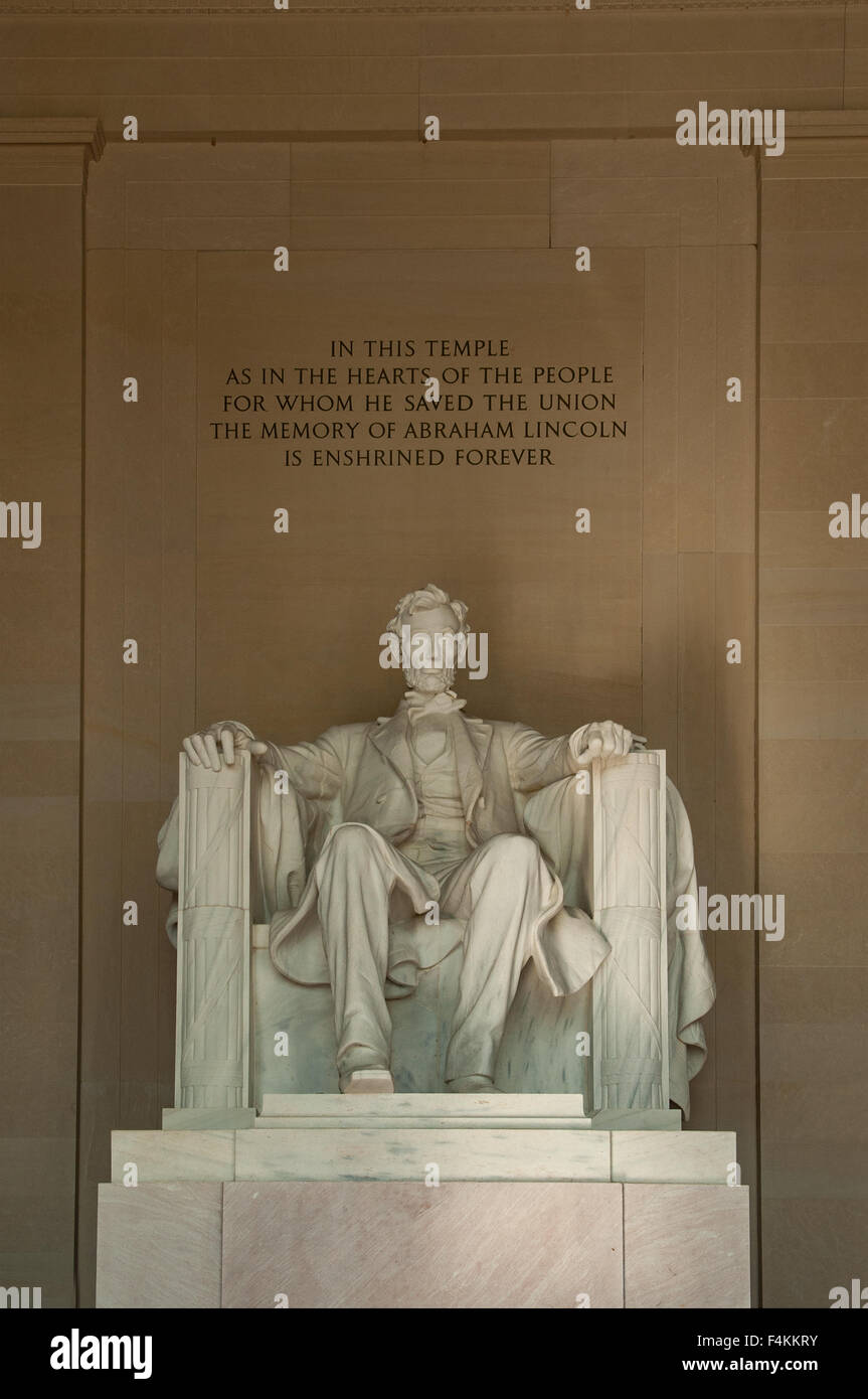 Abraham Lincoln Statue, Lincoln Memorial Building, Washington DC, USA ...