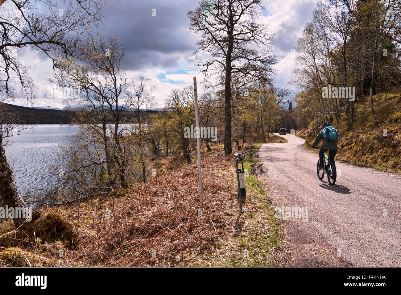 Loch lochy cycling hi-res stock photography and images - Alamy