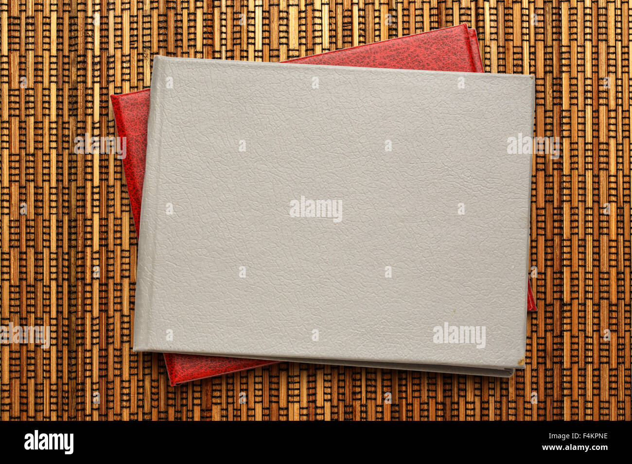 Vintage folder document hi-res stock photography and images - Alamy