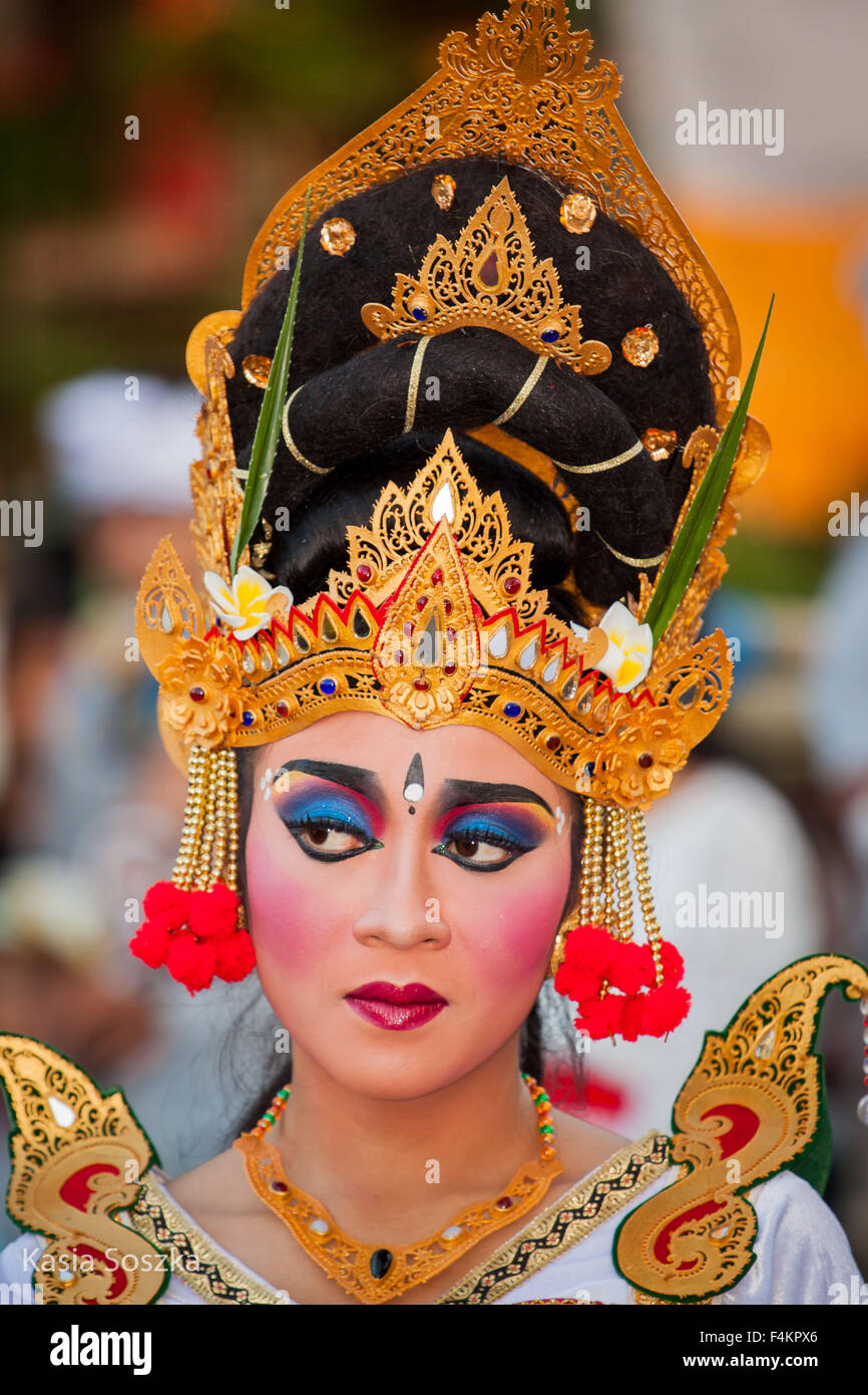 Portrait balinese woman hi-res stock photography and images - Alamy