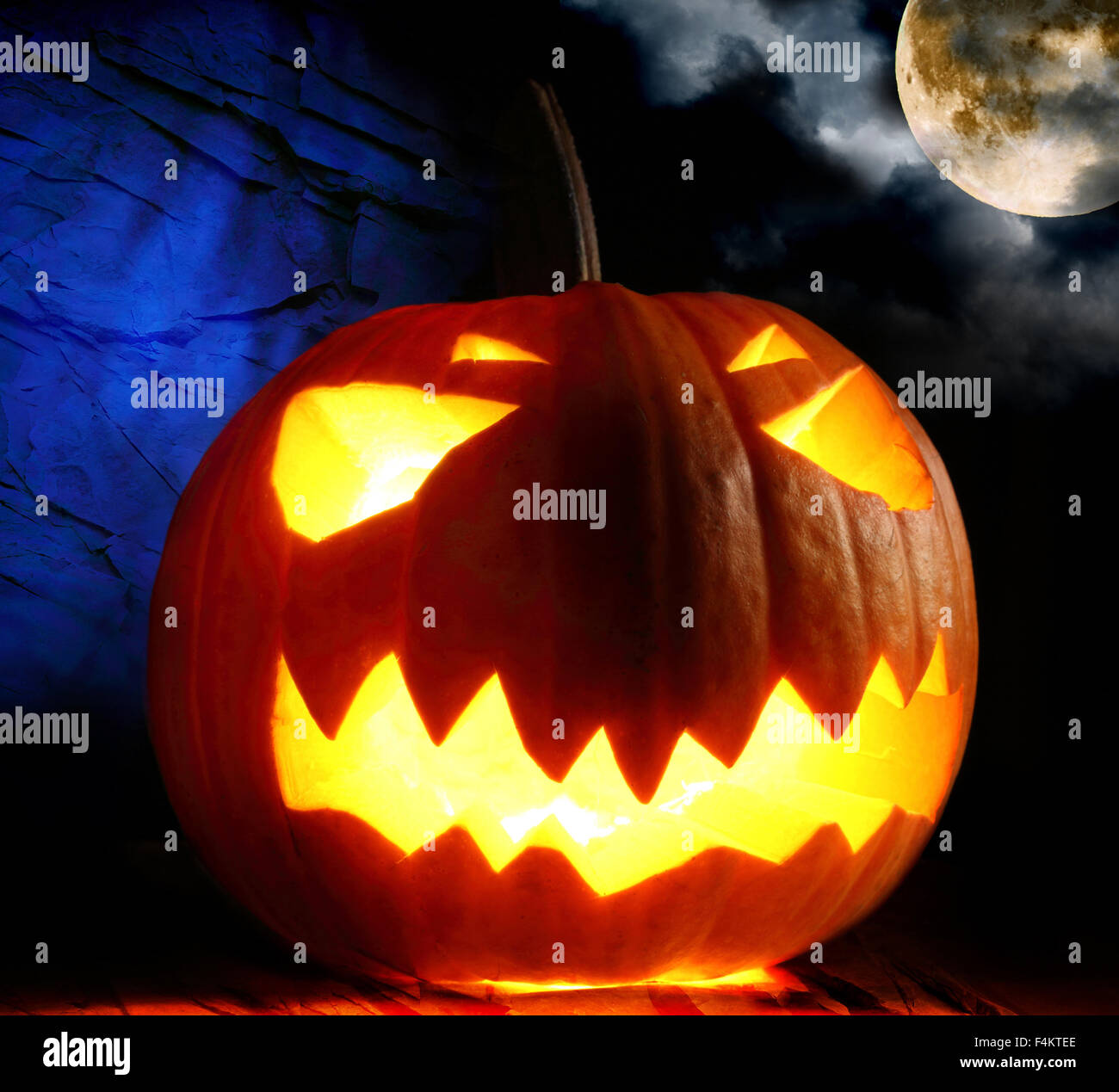 Angry pumpkin hi-res stock photography and images - Alamy