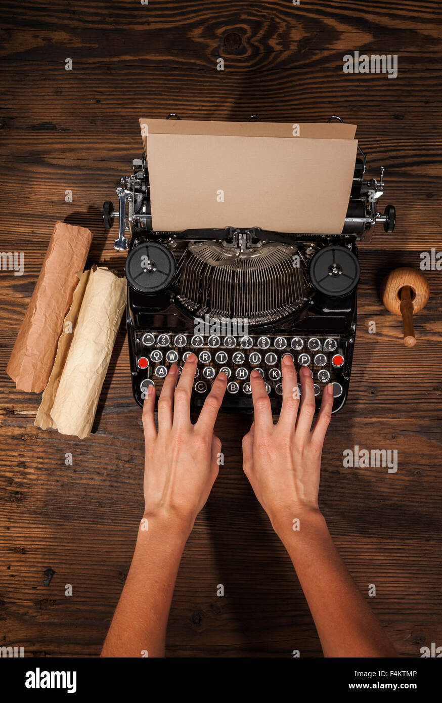 Woman typewriter hi-res stock photography and images - Alamy