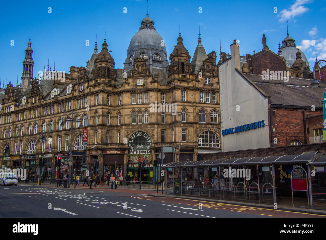 Leeds market hi-res stock photography and images - Alamy