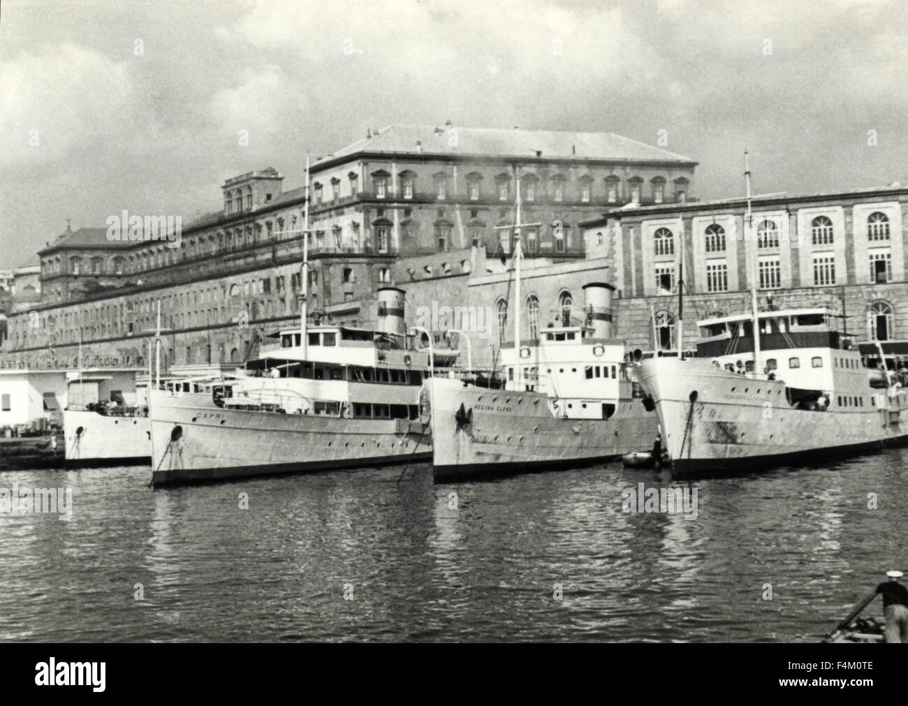 Naples italy 50s hi-res stock photography and images - Alamy