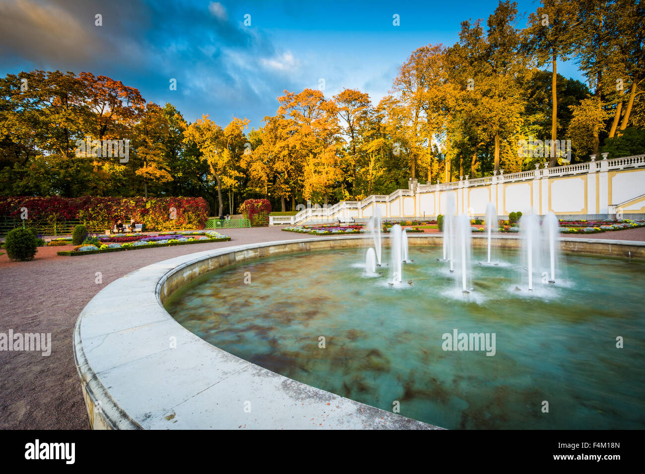Fountain at Kadrioru Park, in Tallinn, Estonia Stock Photo - Alamy