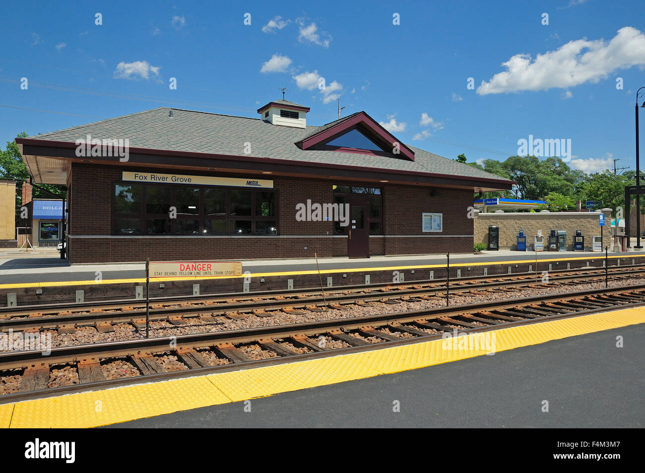 Commuter Train Station Stock Photo - Alamy