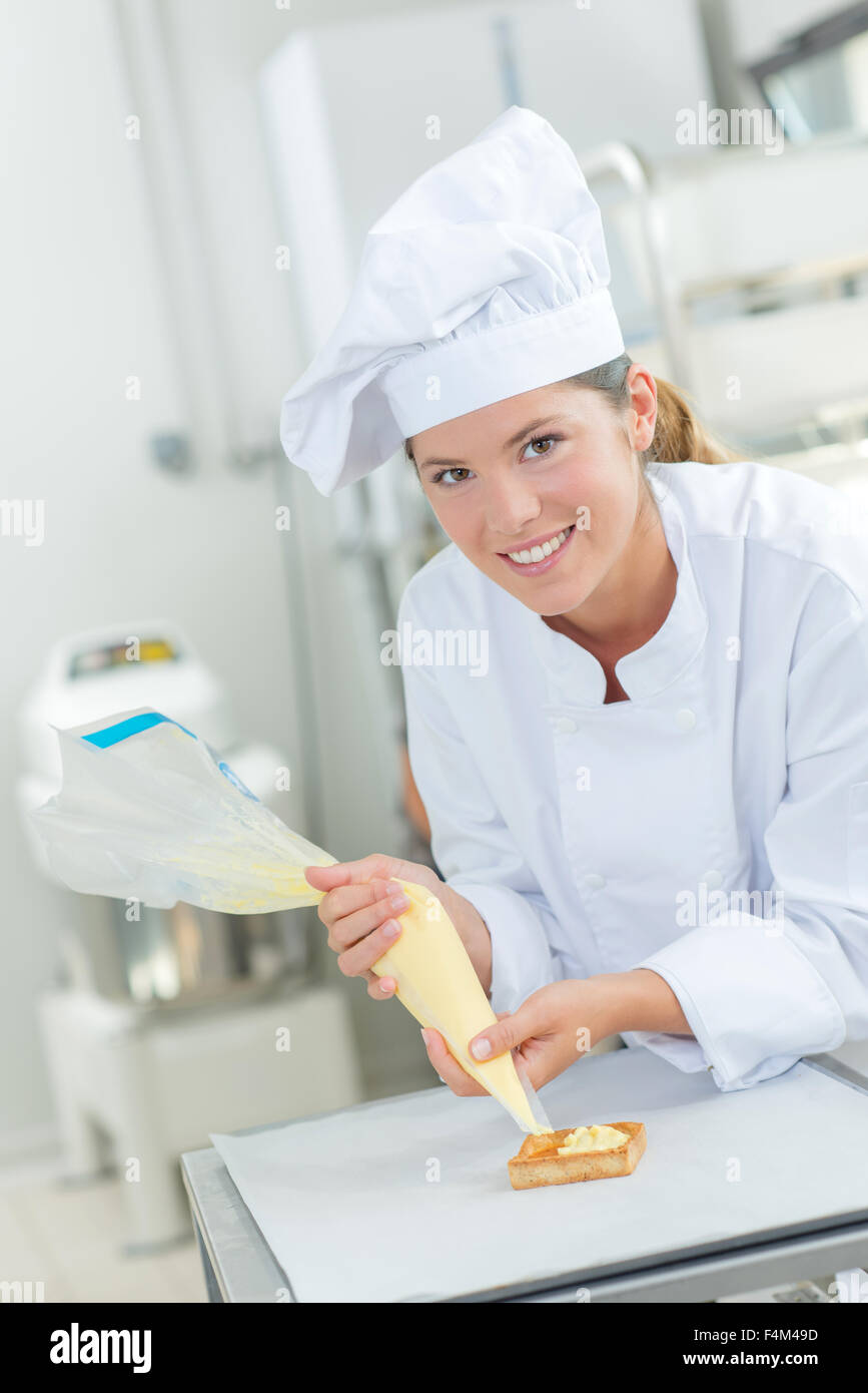 White piping bag hi-res stock photography and images - Alamy