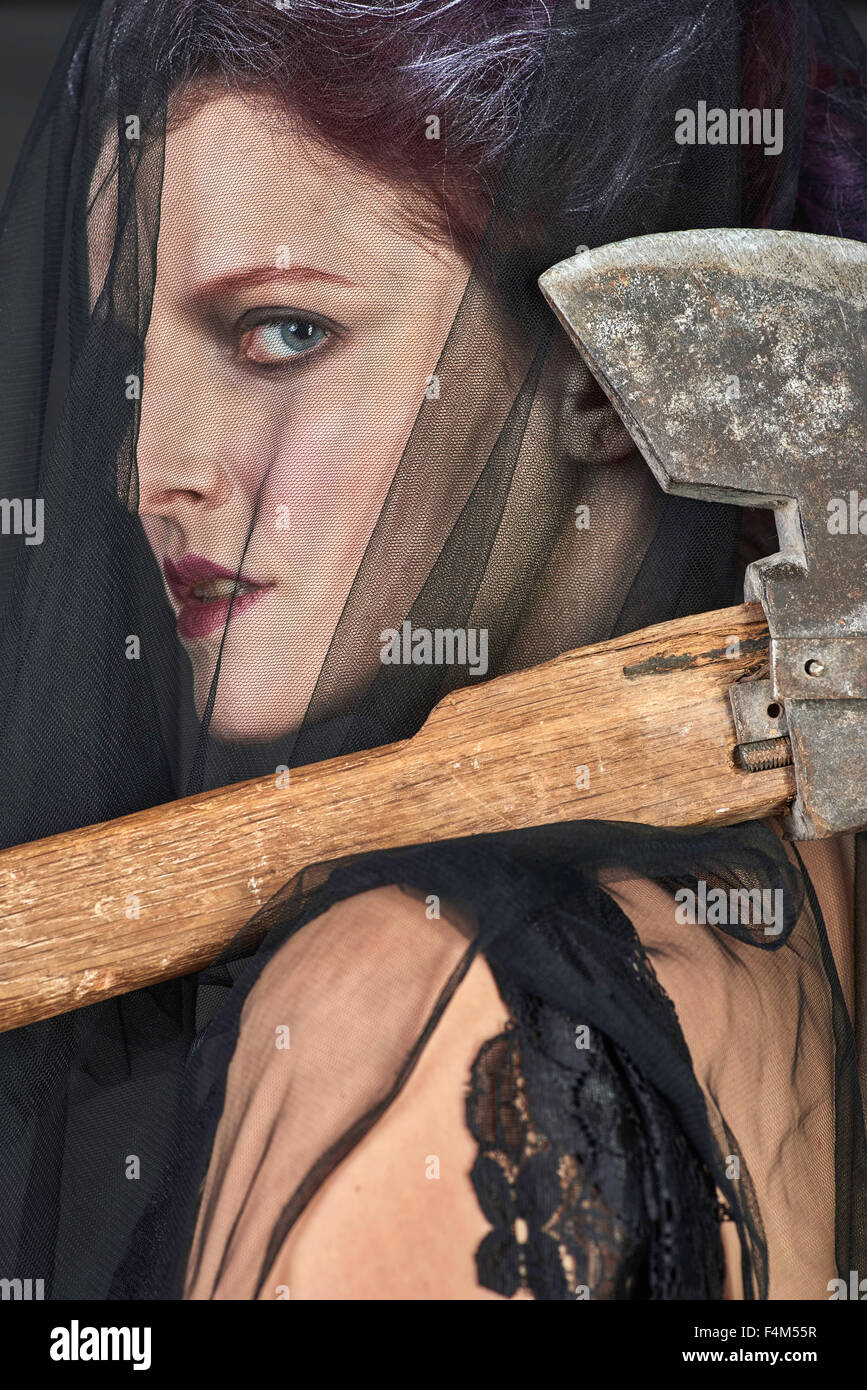 Widow in black veil hi-res stock photography and images - Alamy