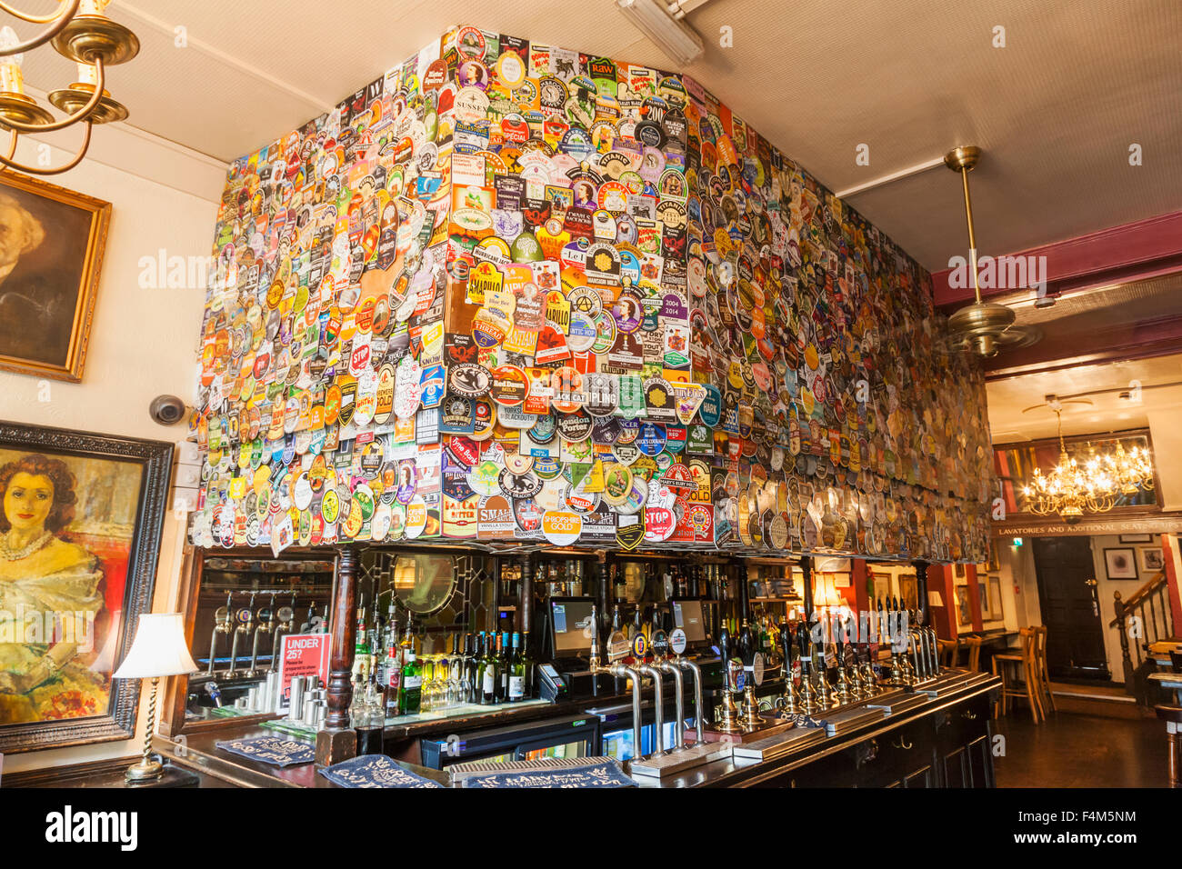 England, London, Pub Interior Stock Photo - Alamy