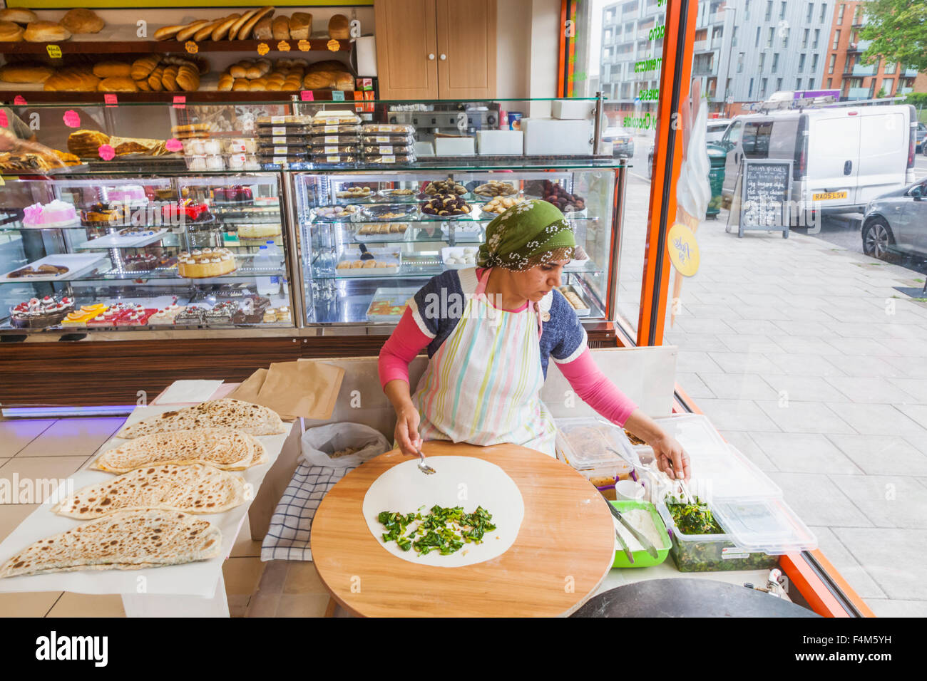 Turkish Bakery Stock Photos & Turkish Bakery Stock Images - Alamy