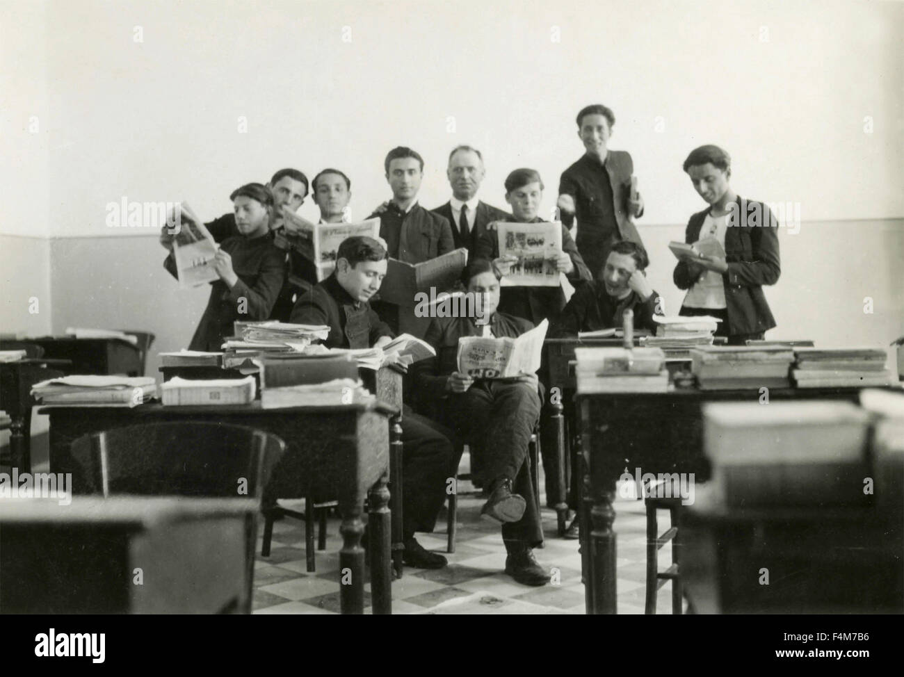 A school class, Italy Stock Photo - Alamy