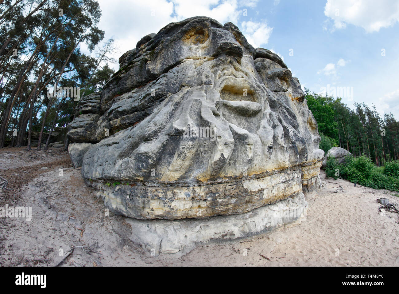 Devils heads hi-res stock photography and images - Alamy