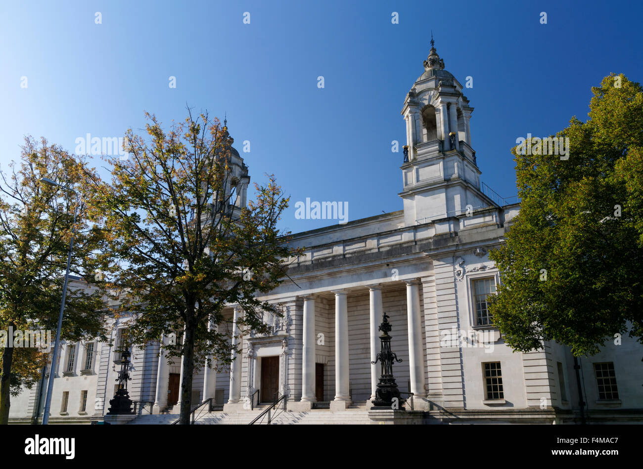 Cardiff crown court hi-res stock photography and images - Alamy