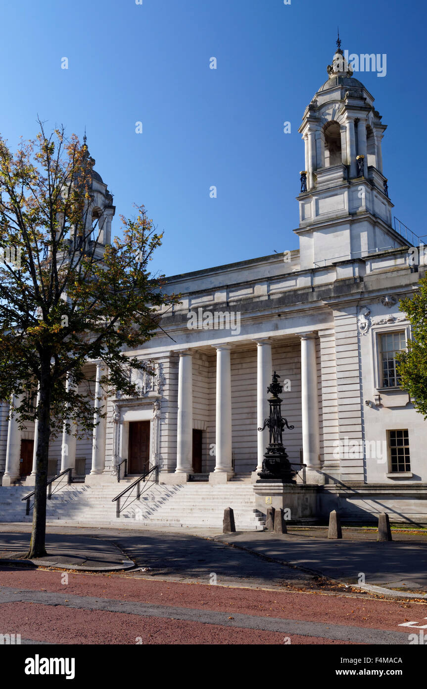 Cardiff crown court hi-res stock photography and images - Alamy