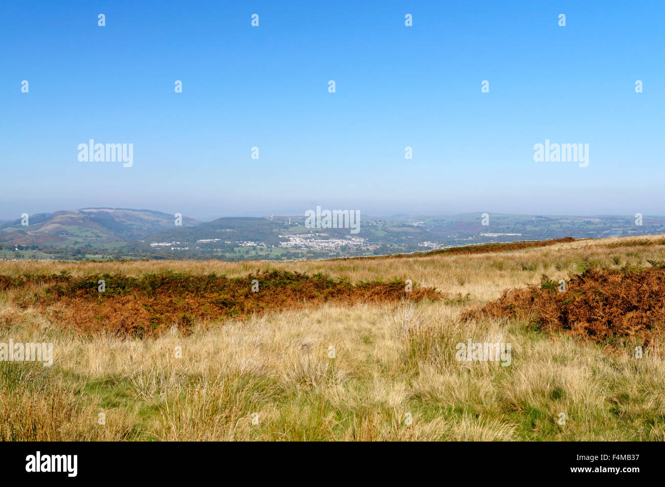 View looking north towards Ystrad Mynach and the Rhymney Valley from ...