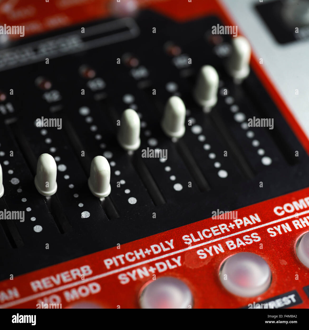 Dj controller hi-res stock photography and images - Alamy