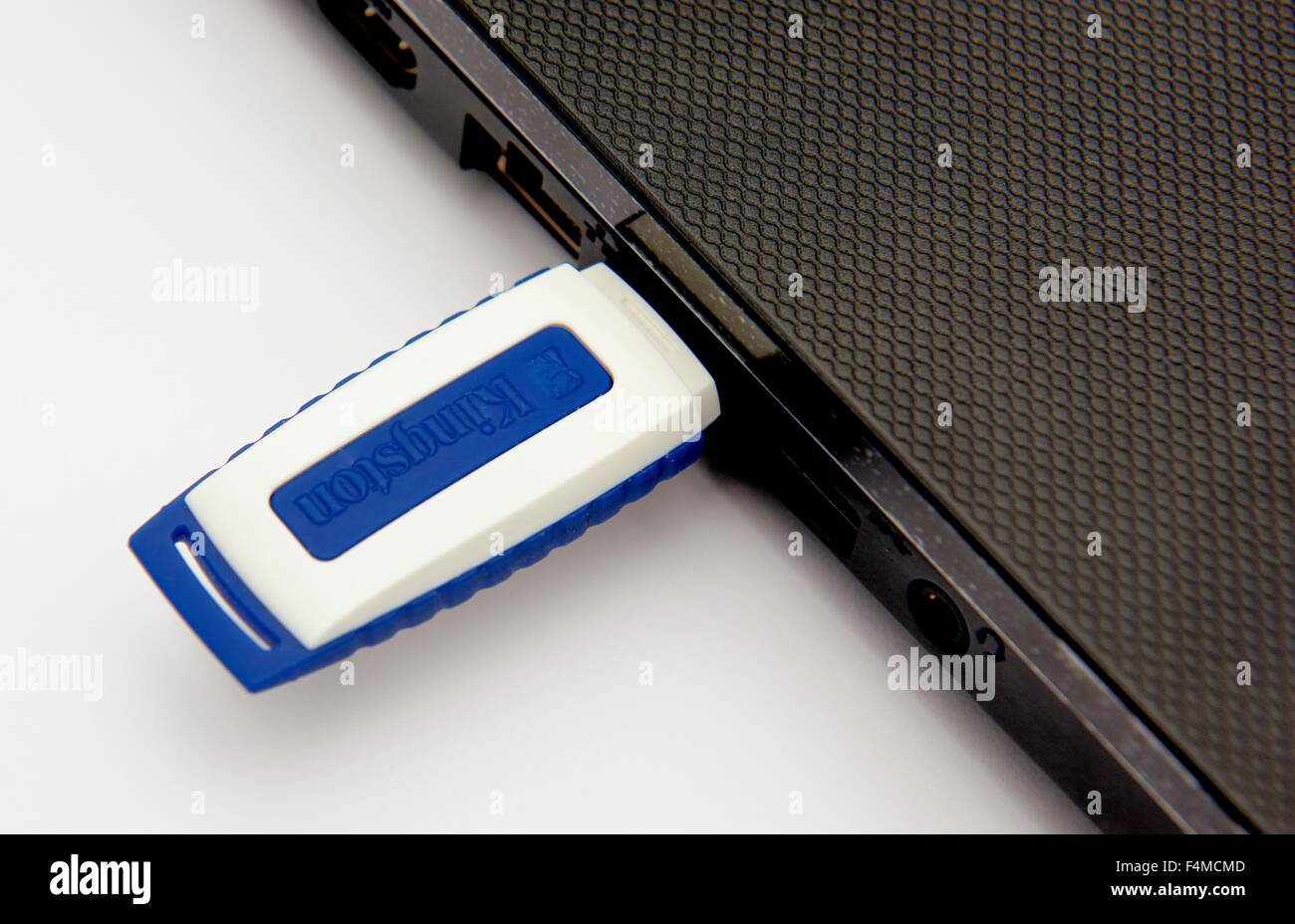 Usb port computer hi-res stock photography and images - Alamy