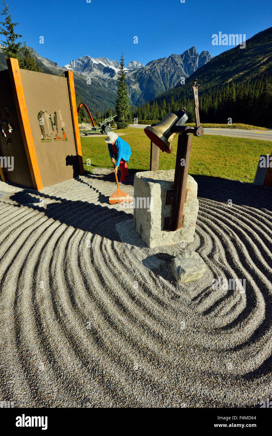 Raking sand hi-res stock photography and images - Alamy