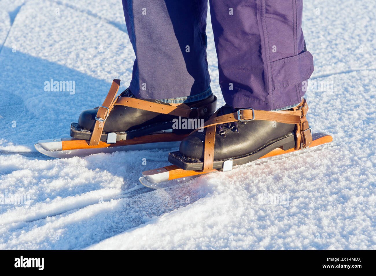 Long distance ice skating hi-res stock photography and images - Alamy
