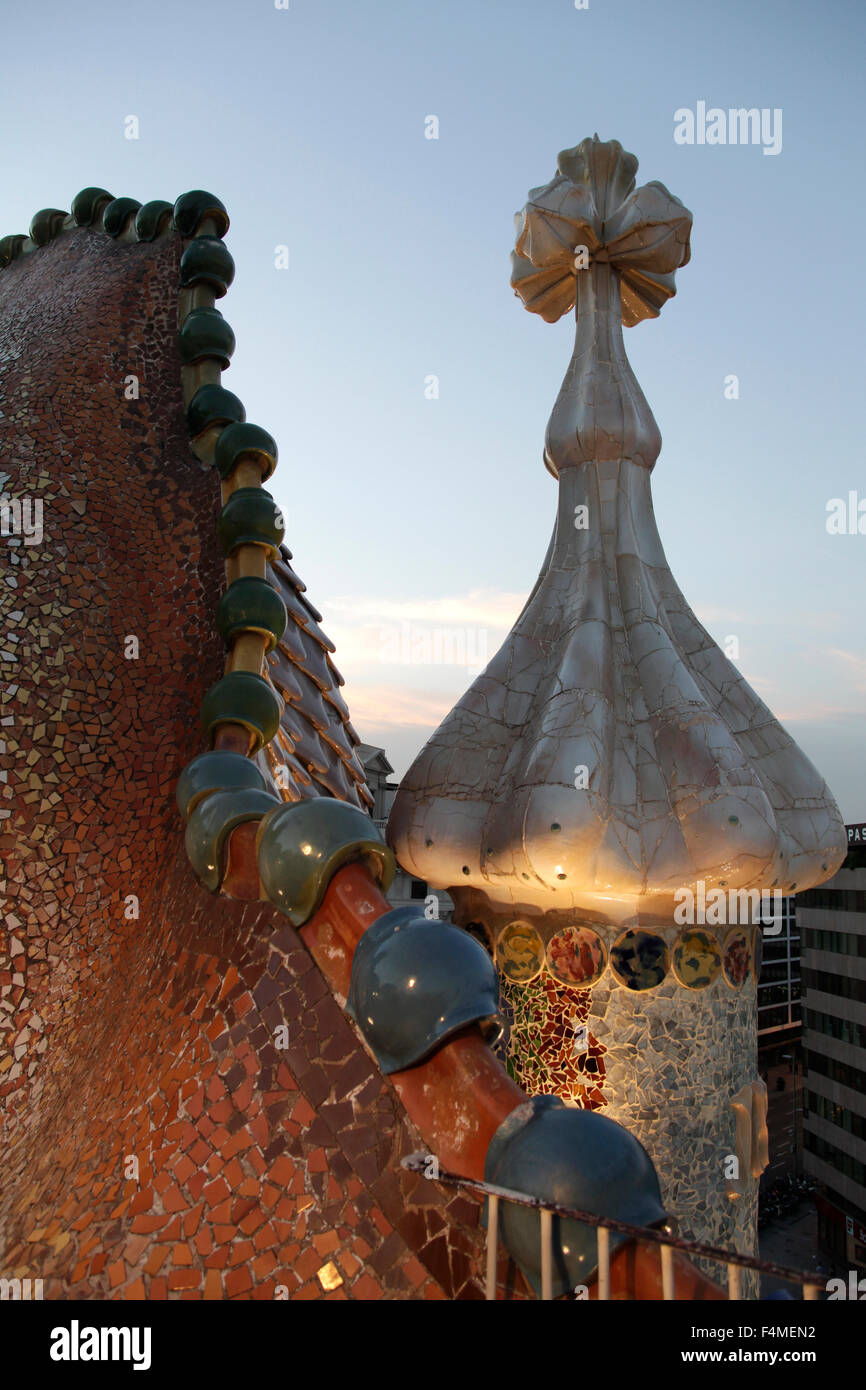 Casa batllo gaudi detail roof hi-res stock photography and images - Alamy