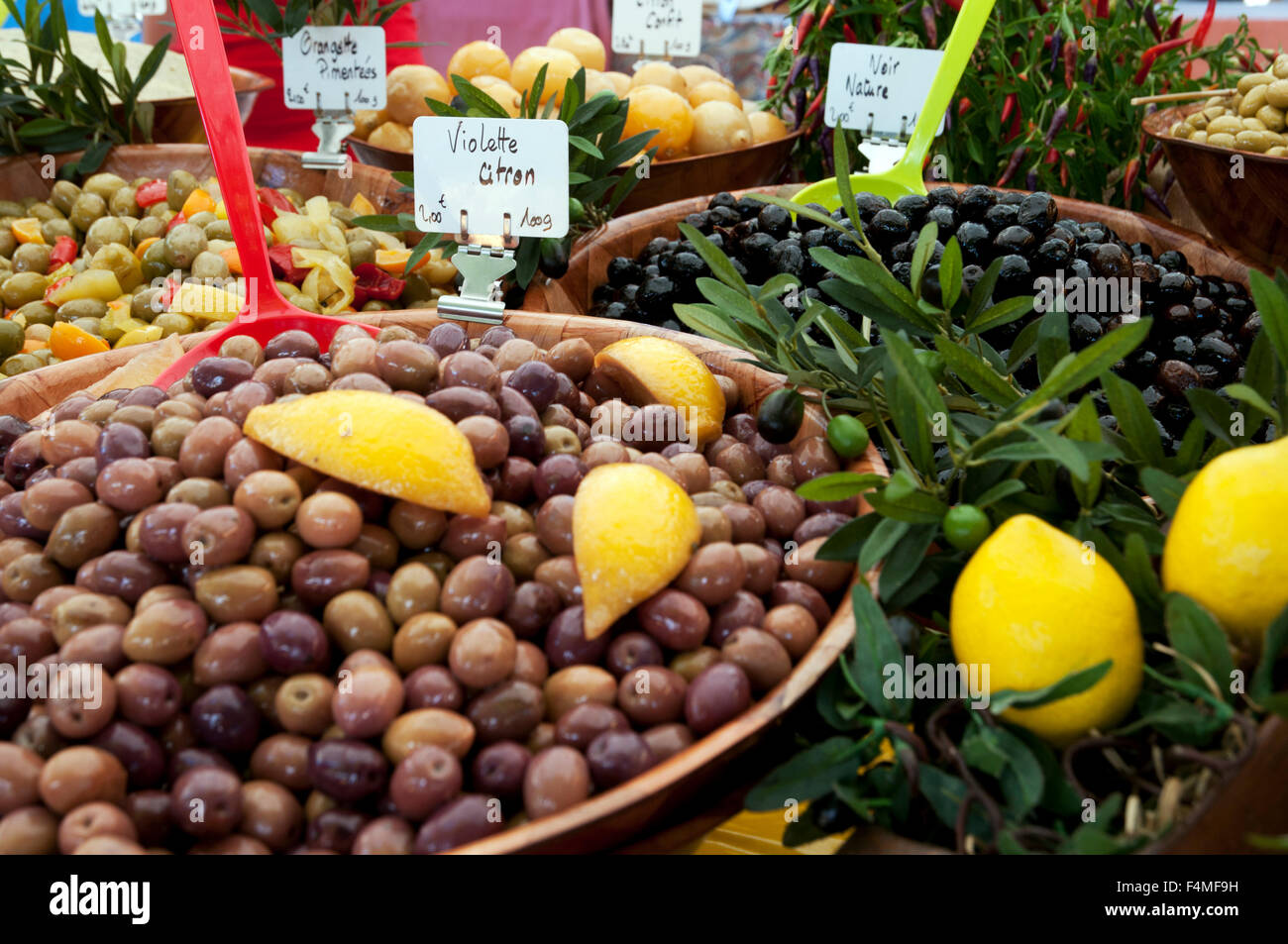 Olives display in store hi-res stock photography and images - Alamy