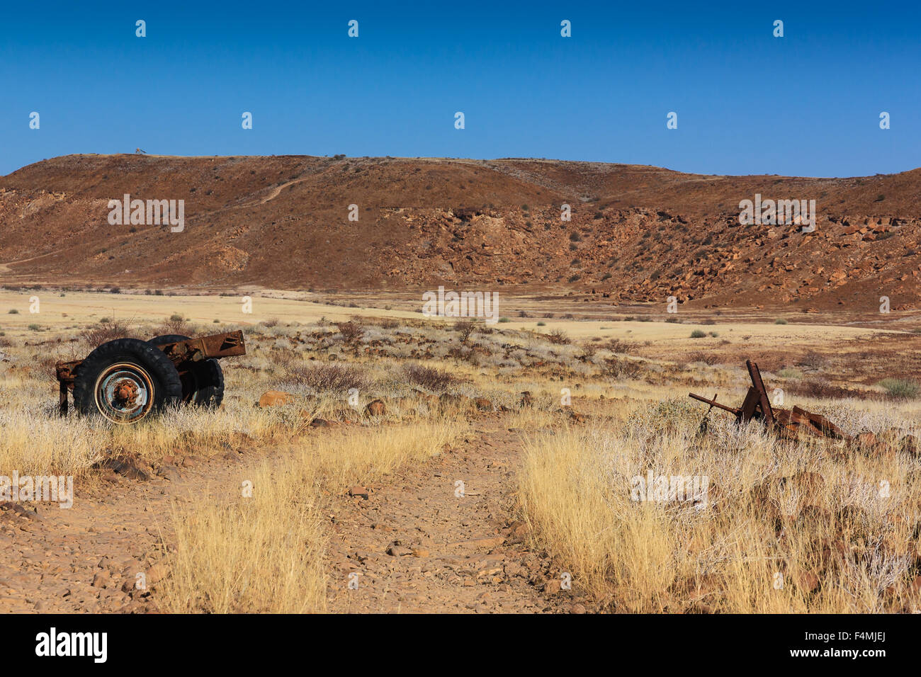 Trailer desert hi-res stock photography and images - Alamy