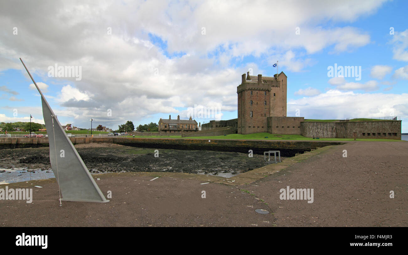 Broughty ferry castle angus scotland hi-res stock photography and ...