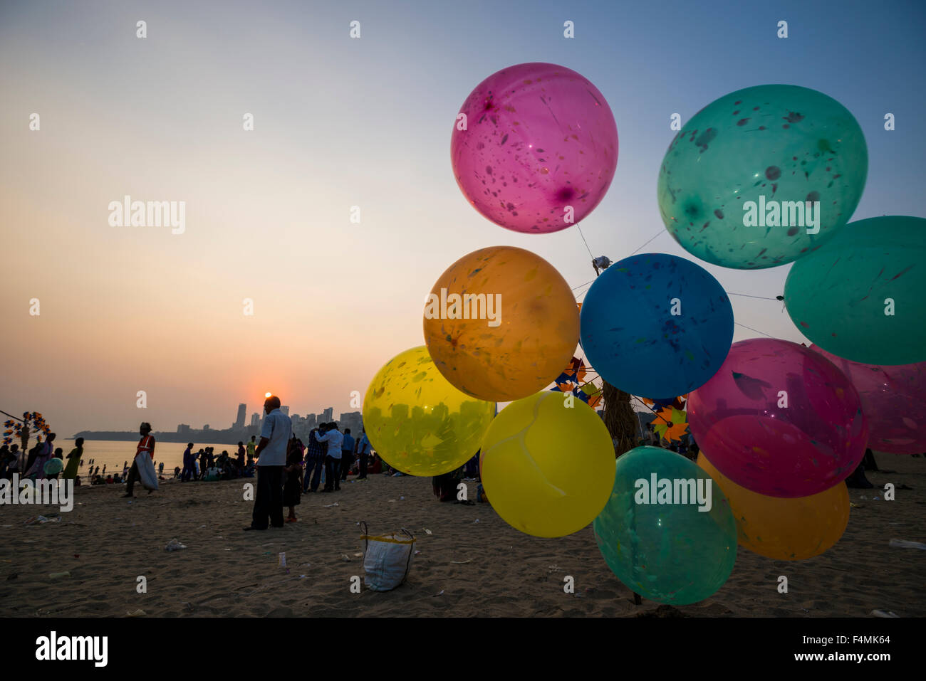 Water balloon balloons hi-res stock photography and images - Alamy