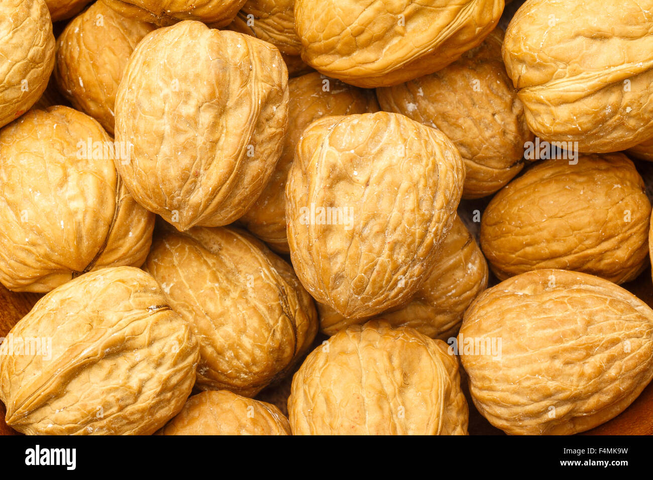 Close up pile of healthy walnuts. Studio shot from top Stock Photo - Alamy