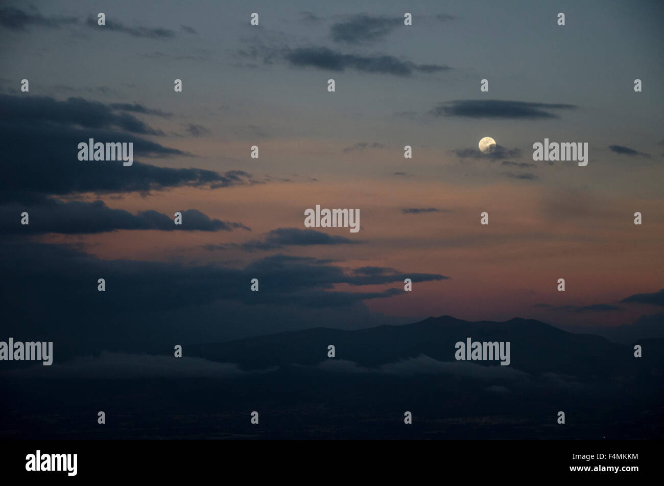 Moonrise And Sunset High Resolution Stock Photography and Images - Alamy