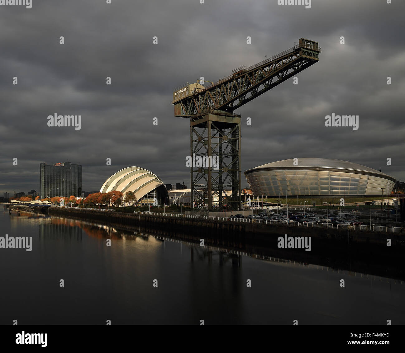 River Clyde of Glasgow landmarks an early overcast morning when the Sun ...