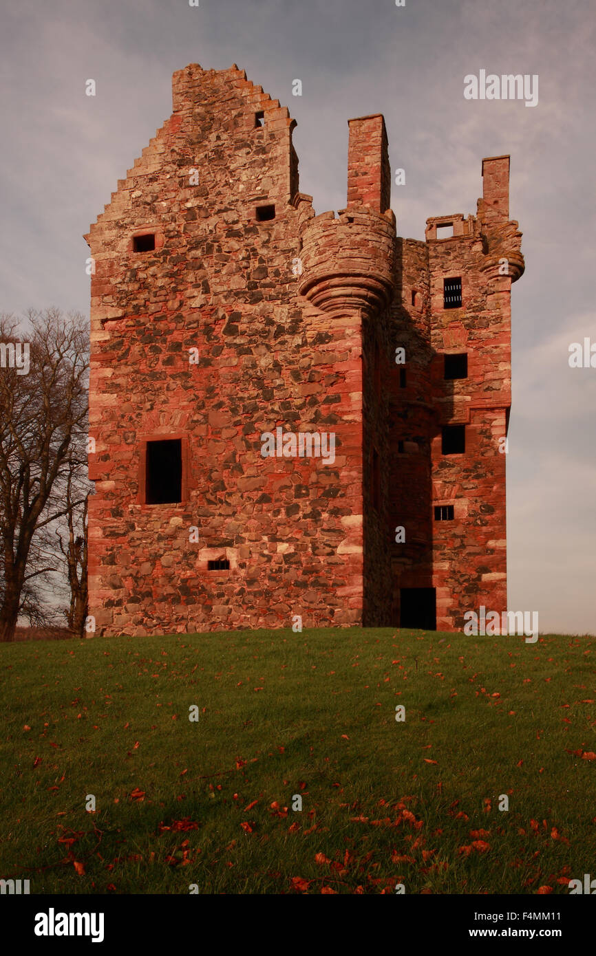 Scottish towers hi-res stock photography and images - Alamy