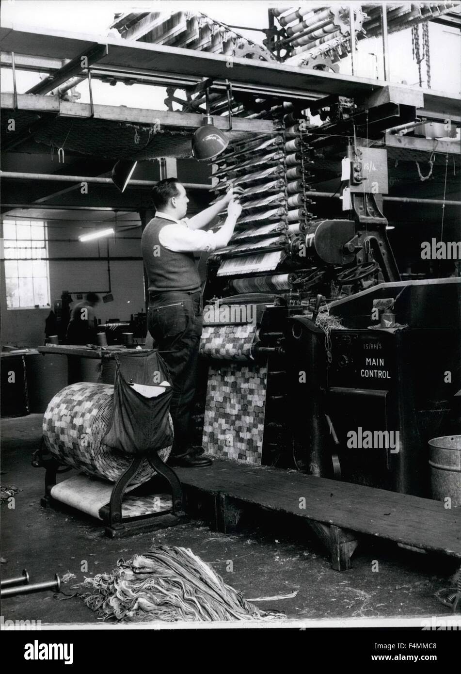 Carpet weaving machines hi-res stock photography and images - Alamy