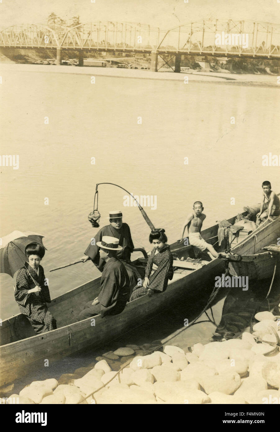 Japanese boat hi-res stock photography and images - Alamy