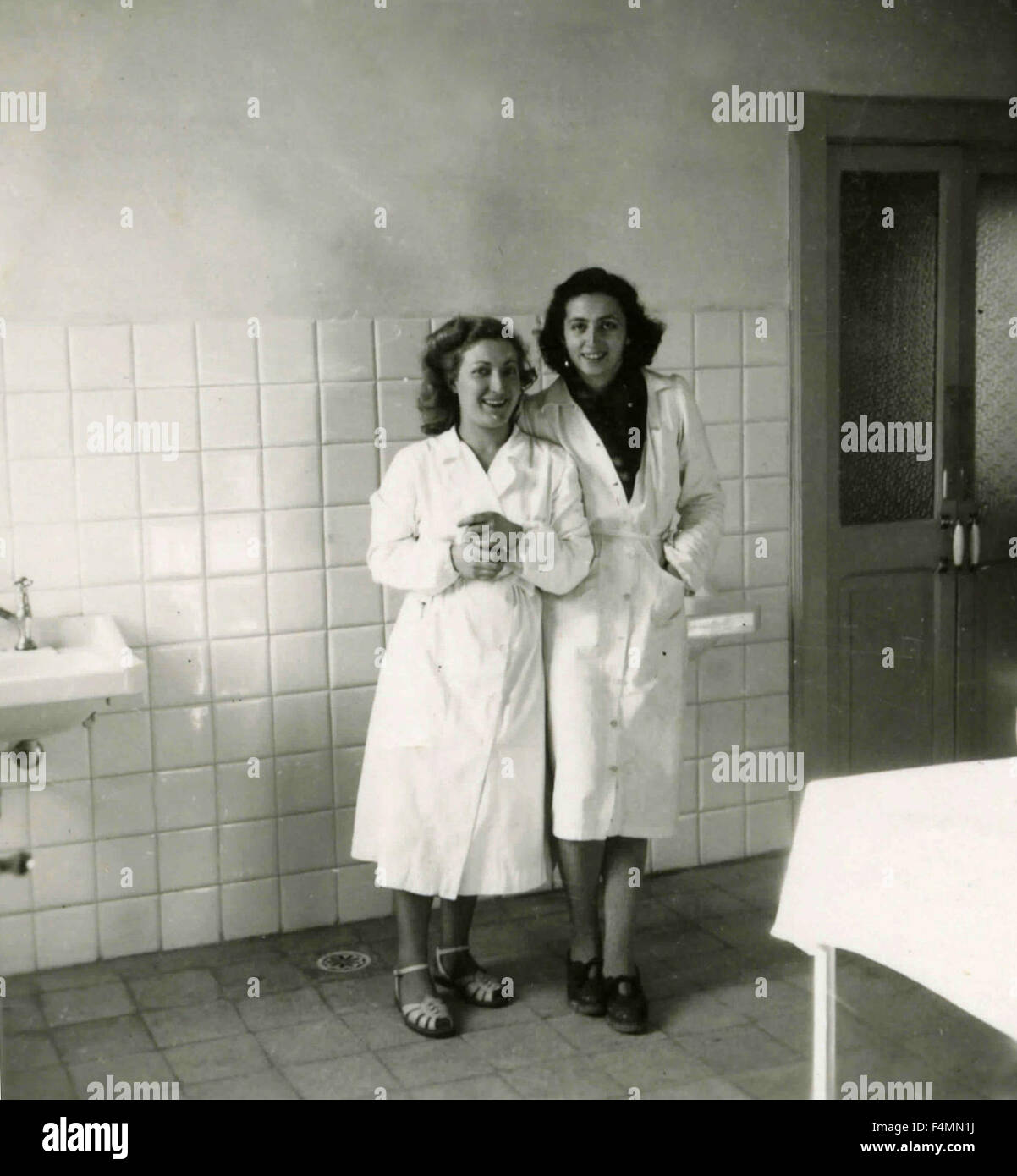 Two women in a laboratory, Italy Stock Photo - Alamy