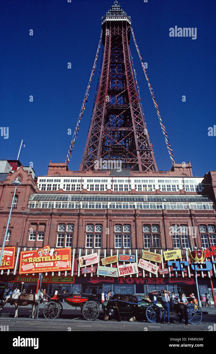 Blackpool 1980s hi-res stock photography and images - Alamy