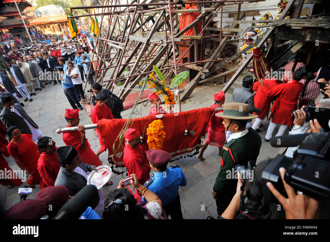 Hanuman brought hi-res stock photography and images - Alamy