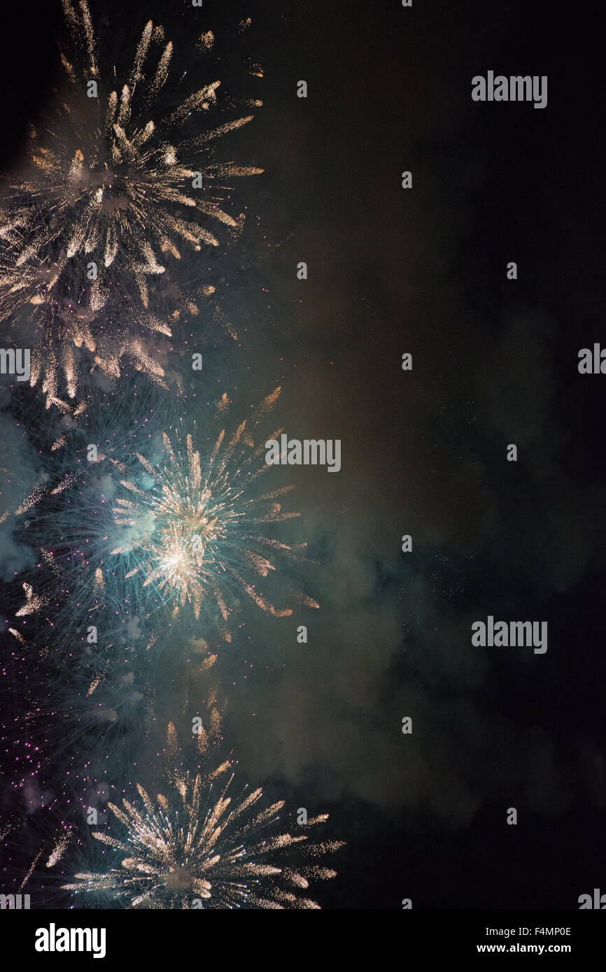 Colour burst hi-res stock photography and images - Alamy