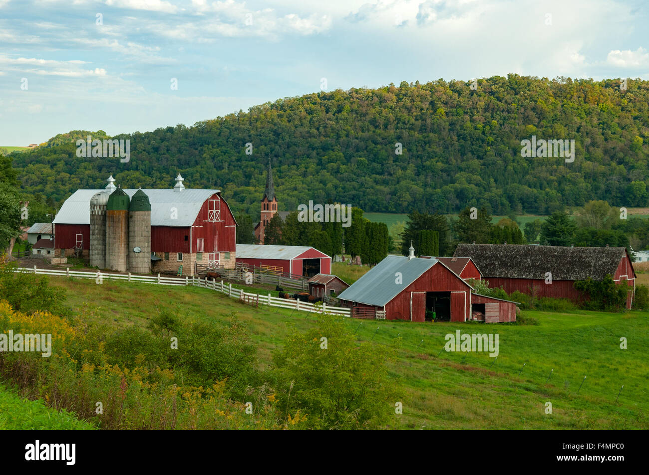 Farm Buildings in Coon Valley, Wisconsin, USA Stock Photo - Alamy