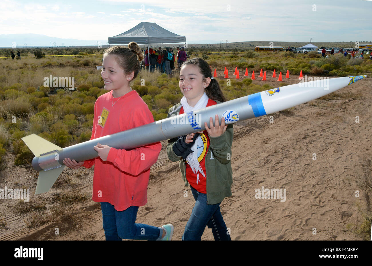Albuquerque, NM, USA. 20th Oct, 2015. left to right- Ella Cafferkey and ...