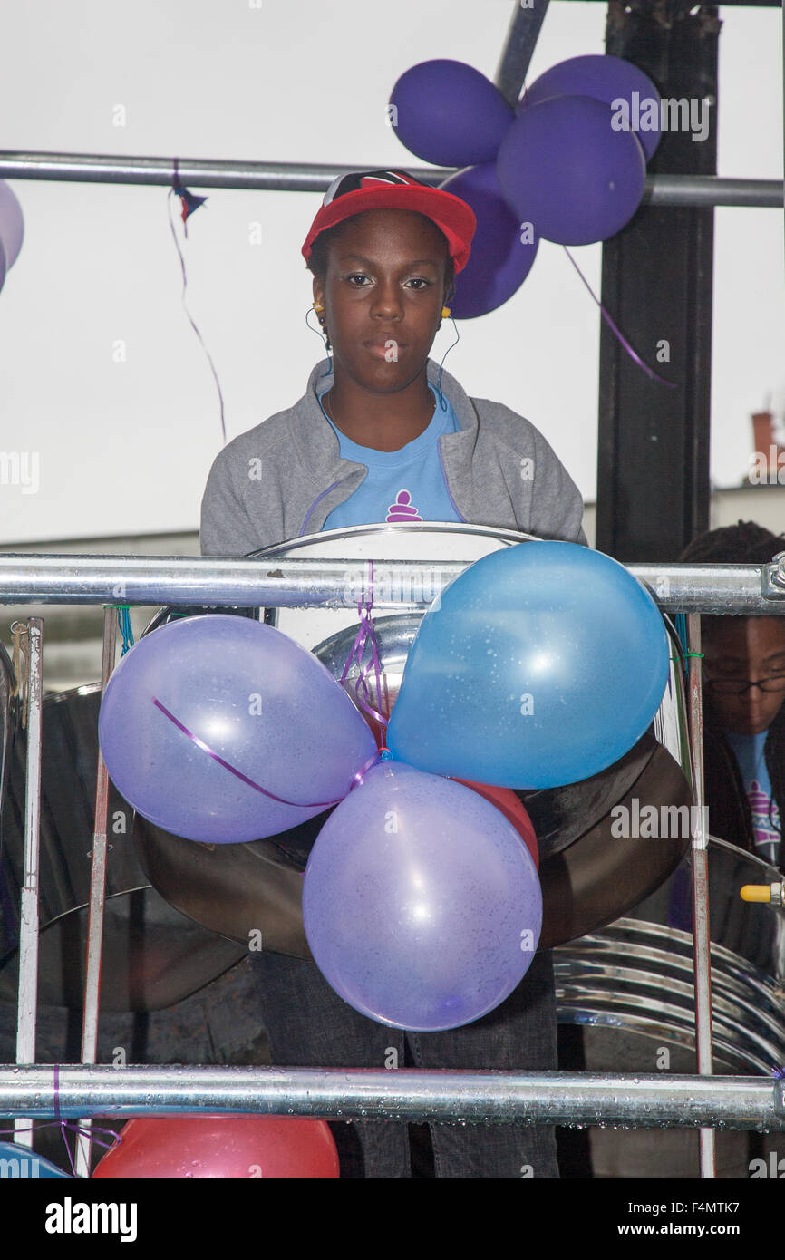 Calypso steel band float music hi-res stock photography and images - Alamy