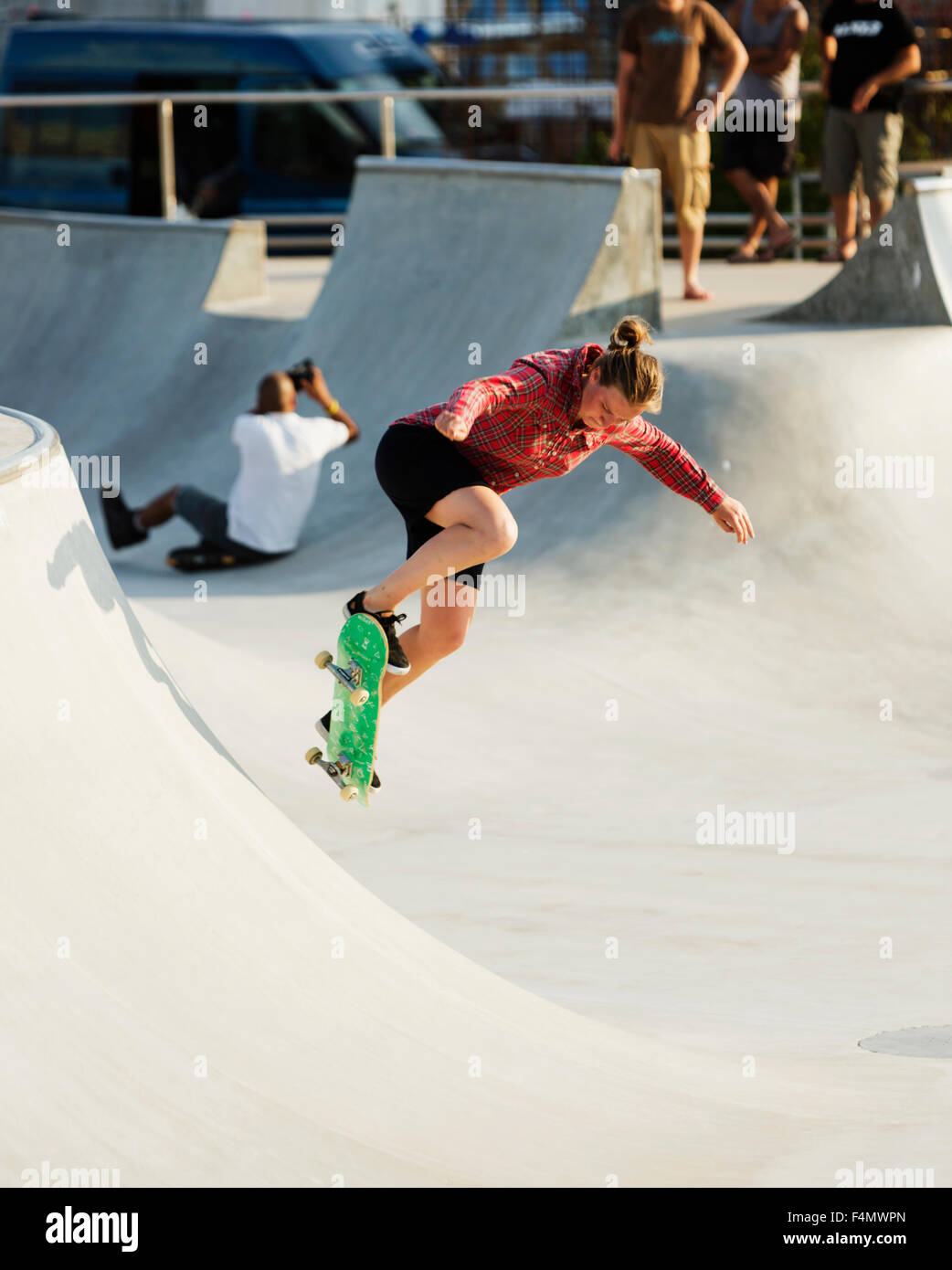 Stunt woman jumping hi-res stock photography and images - Alamy