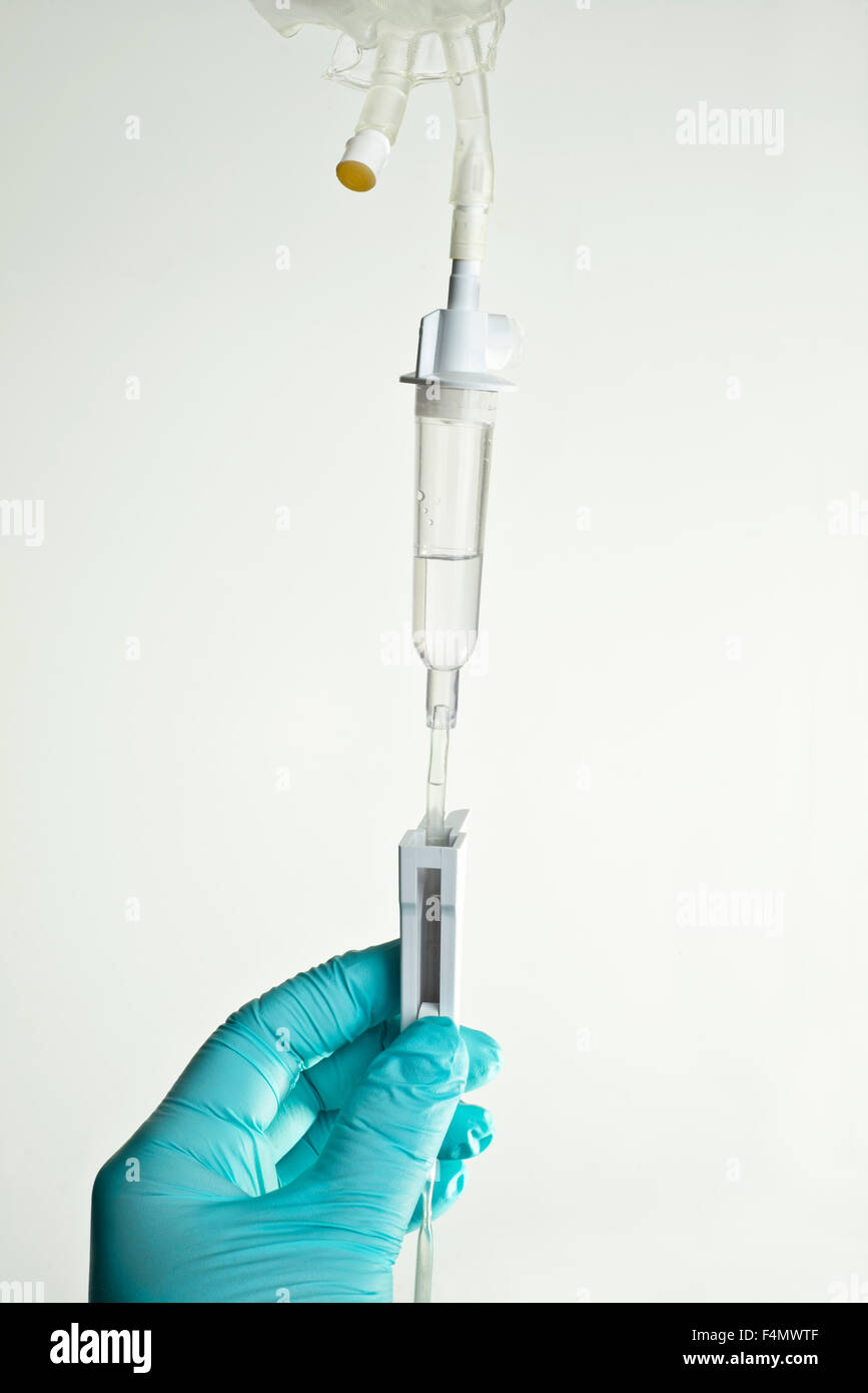 Hospital drip hi-res stock photography and images - Alamy