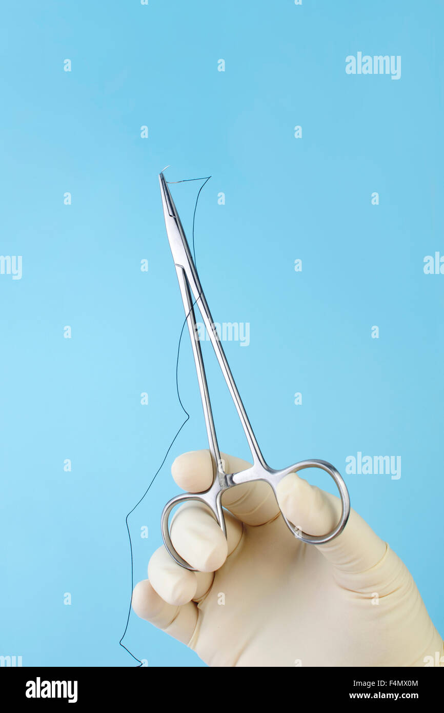 Surgical Sutures High Resolution Stock Photography and Images - Alamy