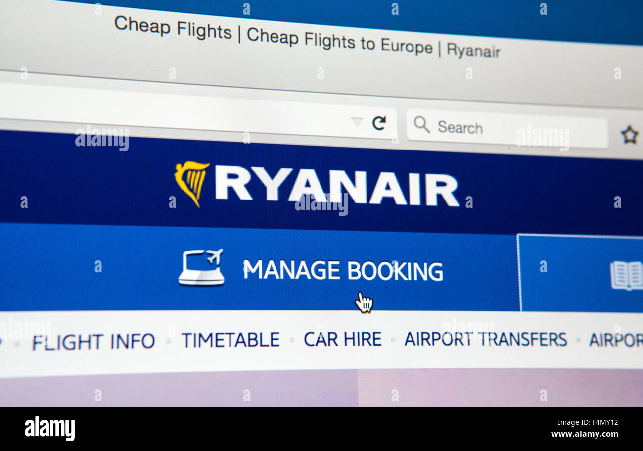 Ryanair ireland england hi-res stock photography and images - Alamy