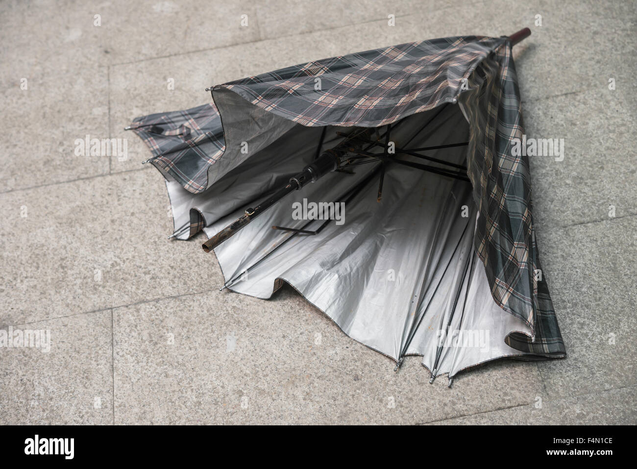 Broken spine hi-res stock photography and images - Alamy