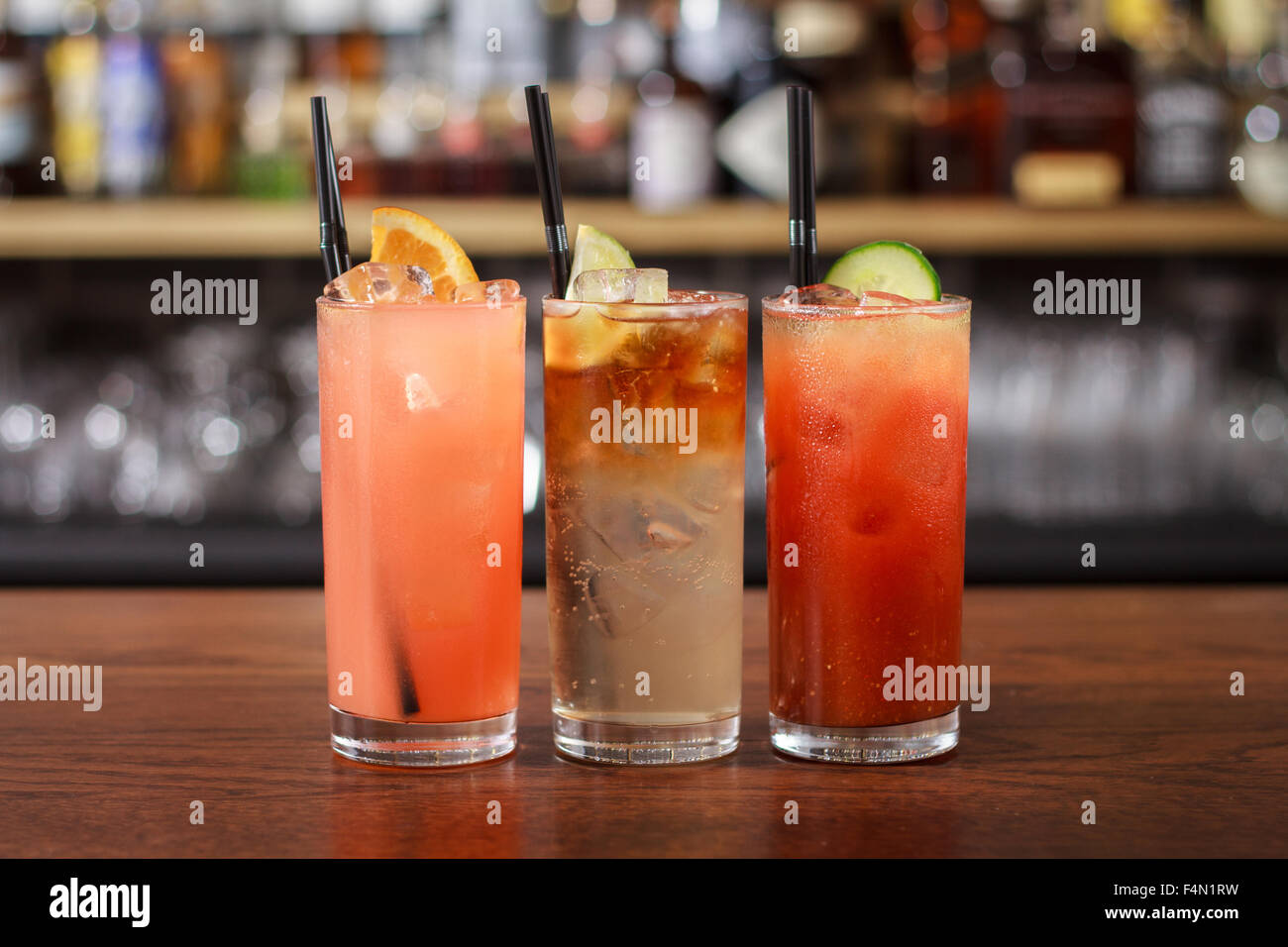 Row bar hi-res stock photography and images - Alamy