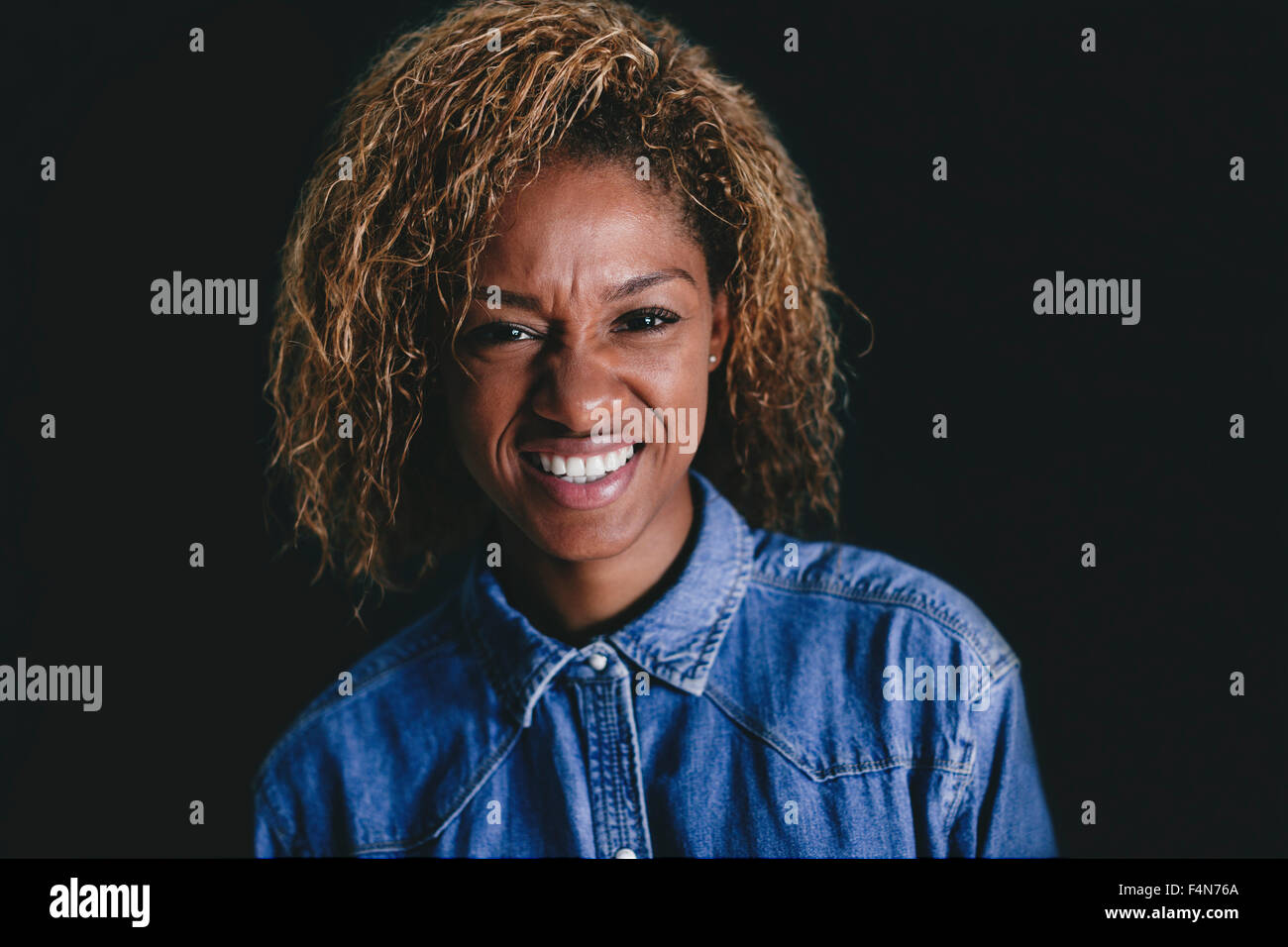 Wrinkling nose hi-res stock photography and images - Alamy