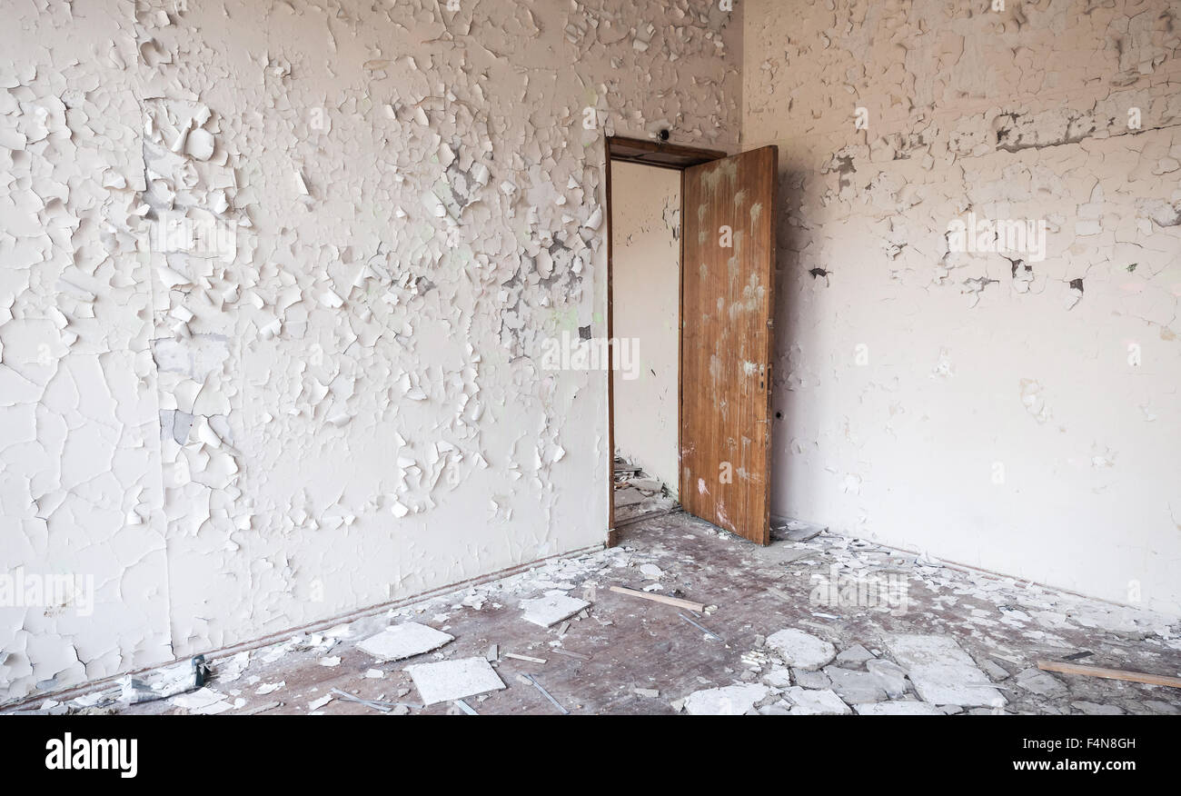 Factory floor walls hi-res stock photography and images - Alamy